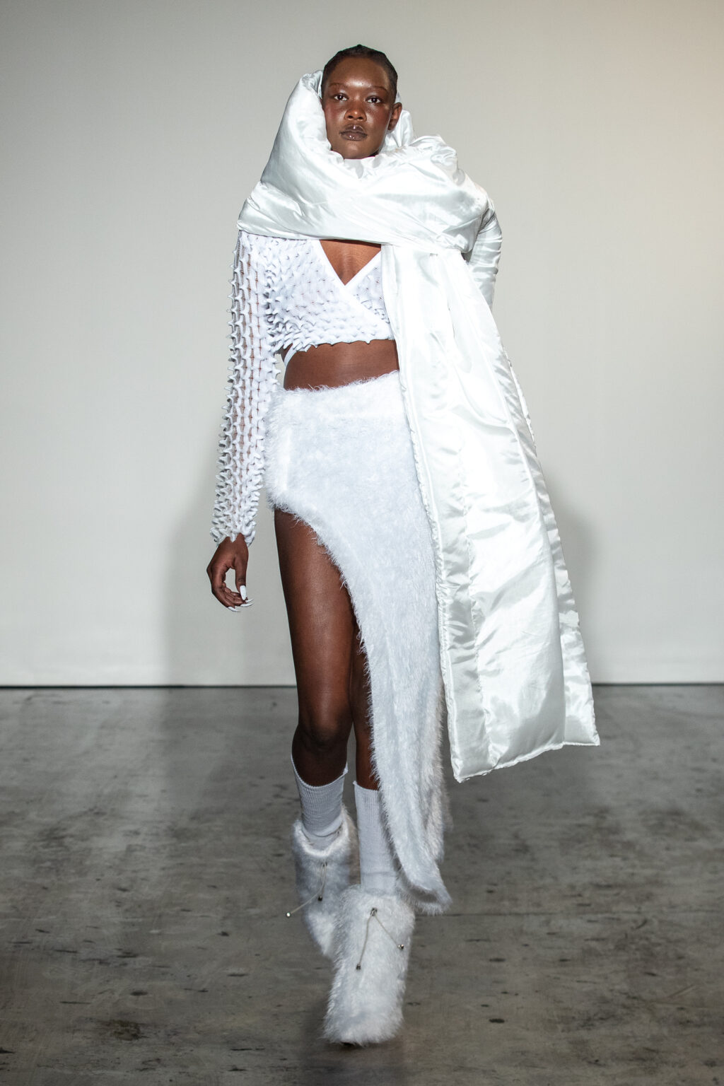 CHET LO - Fashion East